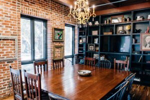 Station House – YOU ARE WHERE YOU WORK